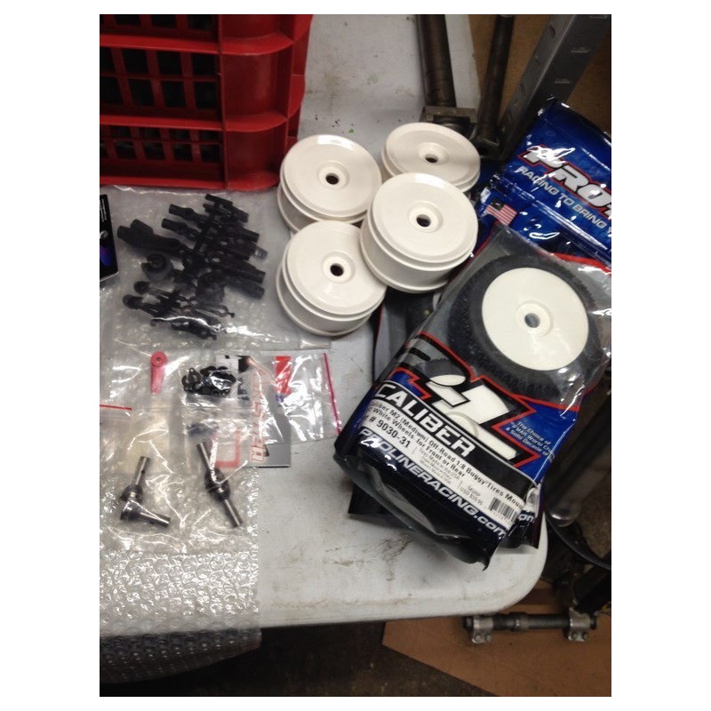 VOITURE THERMIQUE SWORKZ S350 bk1 1/8 - Moto et loisirs